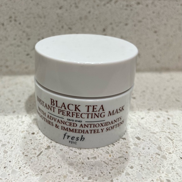 fresh | Skincare | Fresh Brand Black Tea Instant Perfecting Mask | Poshmark